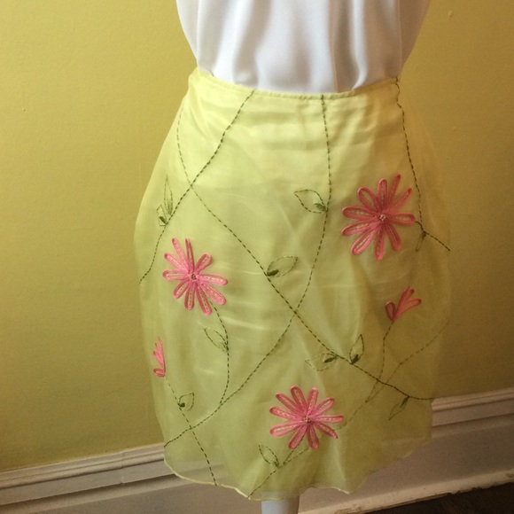 Muse | Skirts | Muse Chartreuse Pink Silk Embroidered Skirt Sz 8 | Poshmark